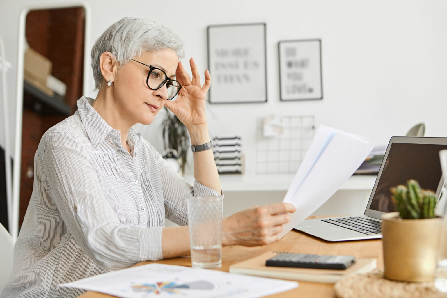 Presbytie : causes, symptômes, traitement - Ophtalmologie Express